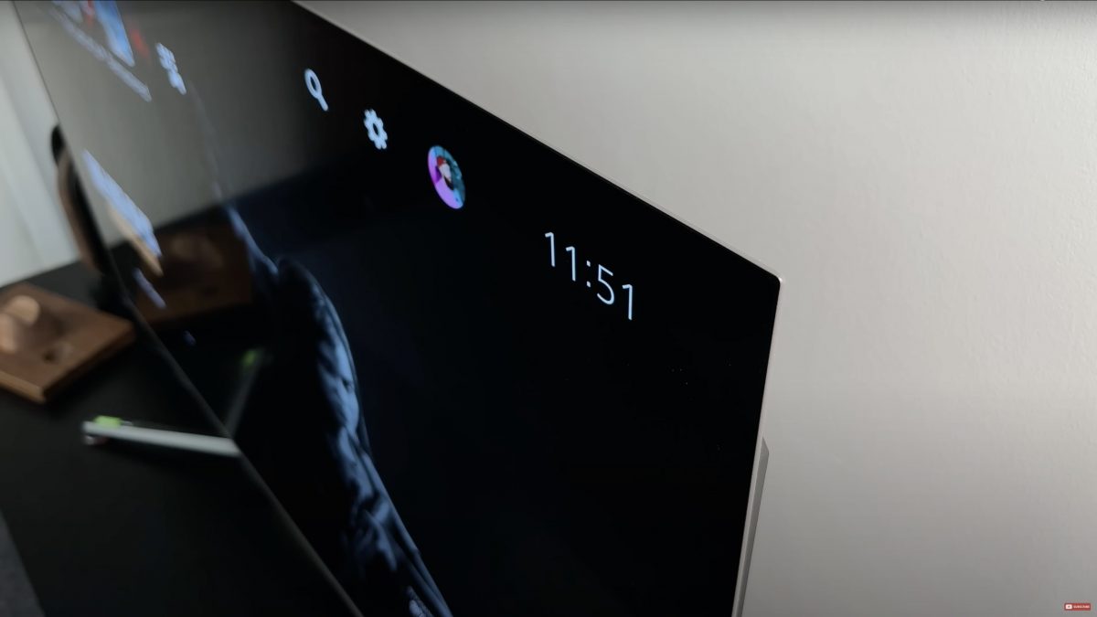 ASUS 42" OLED Gaming Monitor Review (PG42UQ) - SpawnPoiint